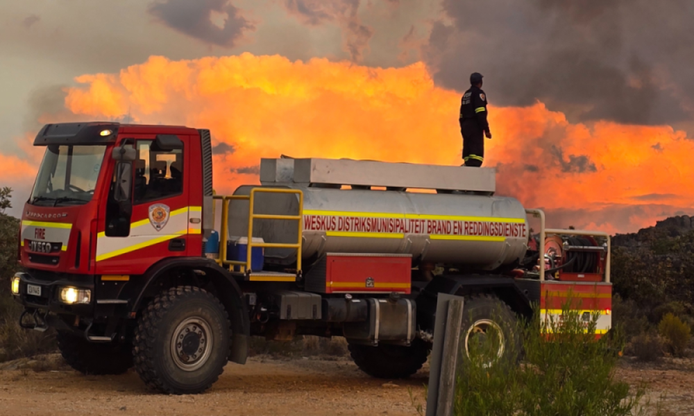 News | Minister De Lille hands over Infrastructure Maintenance Project ...